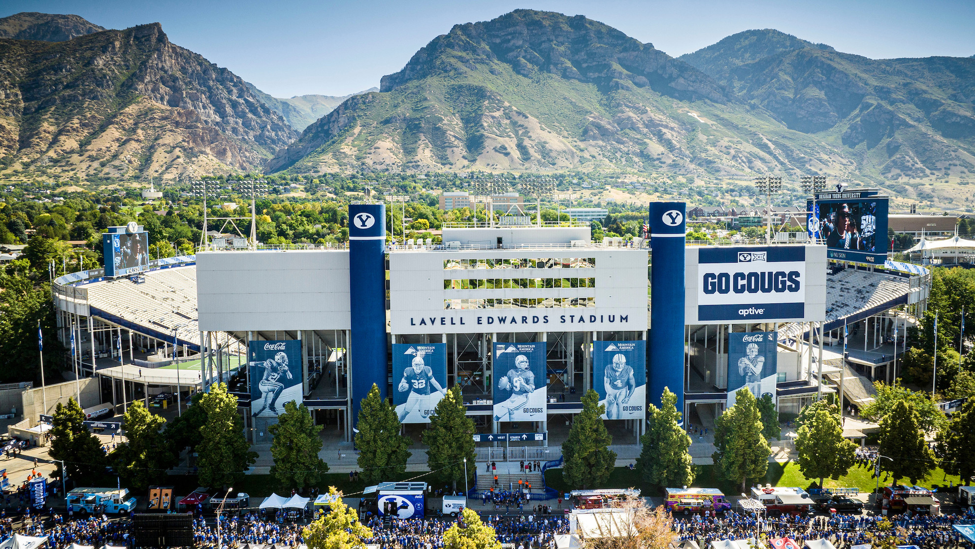 Football Alumni Game takes place Friday at LaVell Edwards Stadium - BYU ...