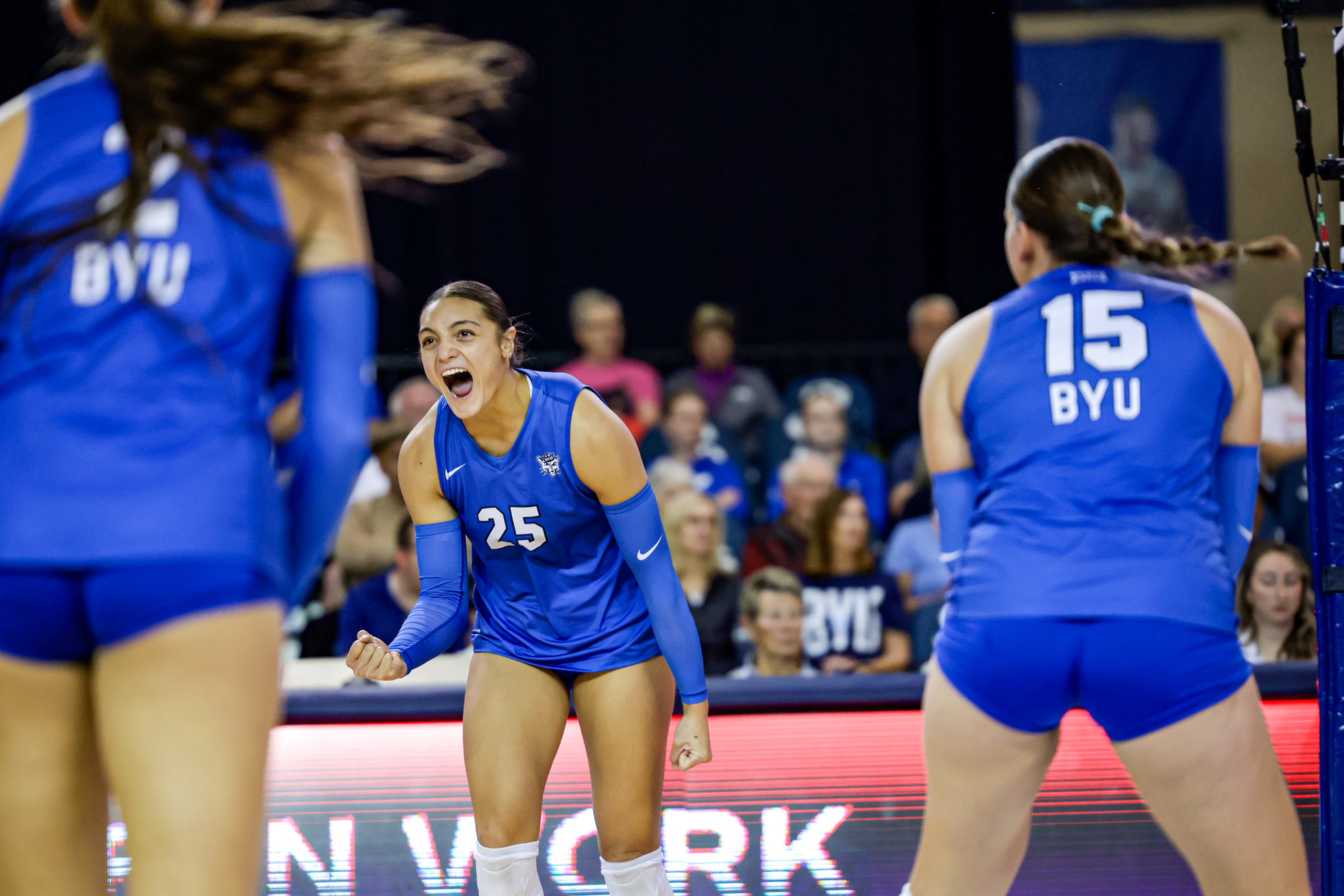 Davis, Little Chambers, Callahan lead No. 17 Cougars in Halloween sweep ...