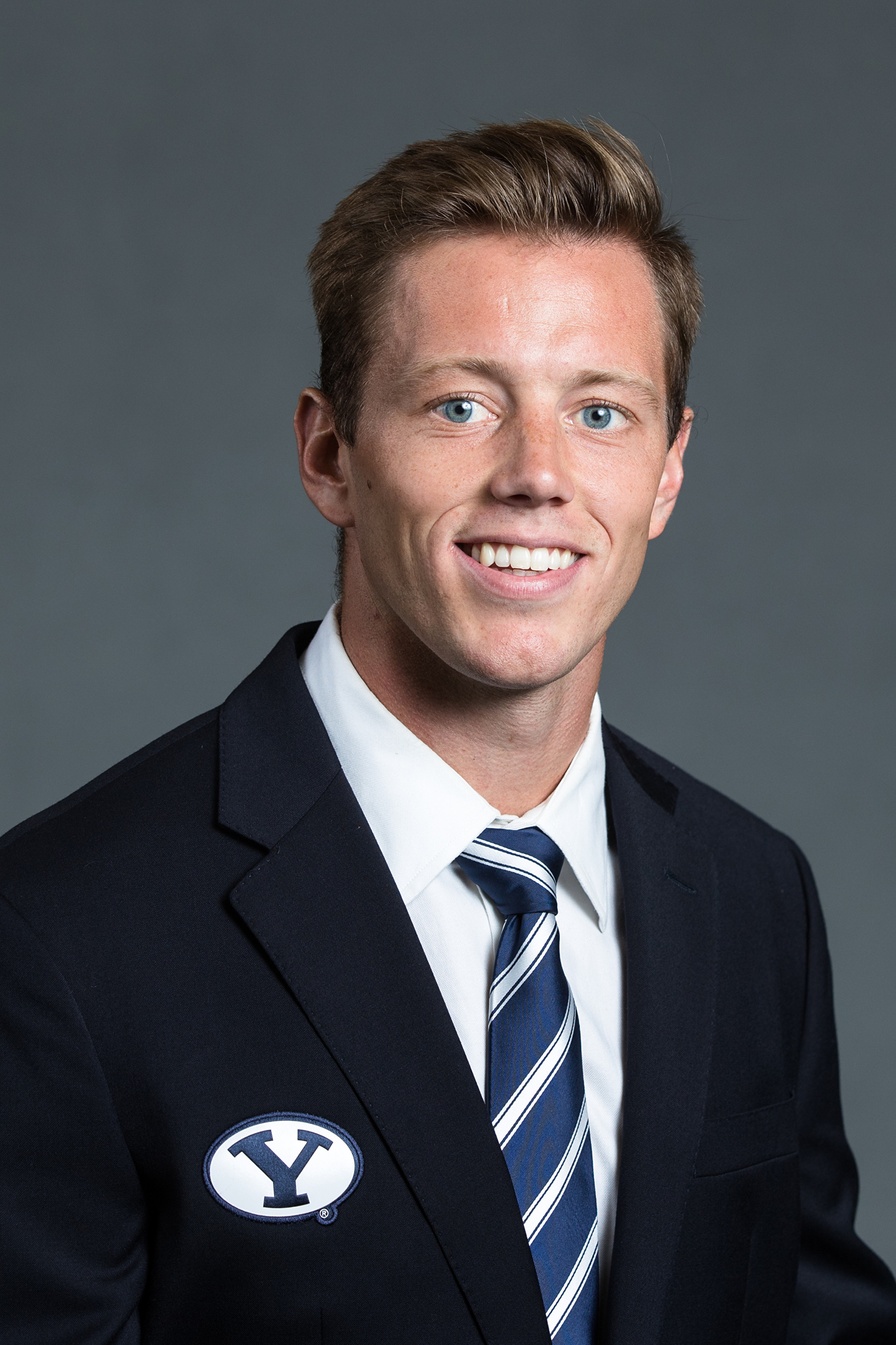 Dylan Collie - Football 2018 - BYU Athletics - Official Athletics ...
