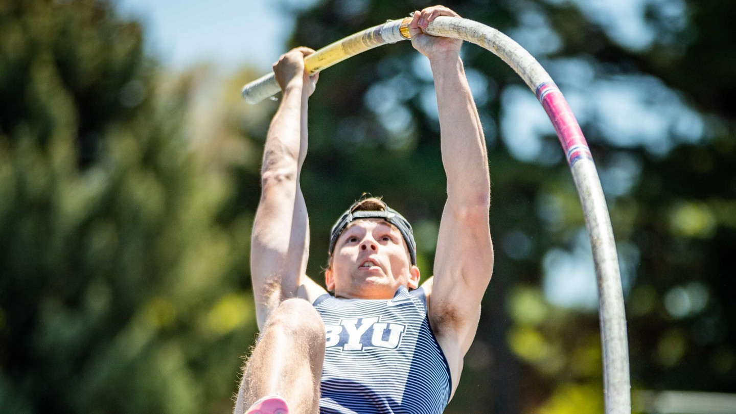 Pole vaulters shine at Aztec Invitational - BYU Athletics - Official ...