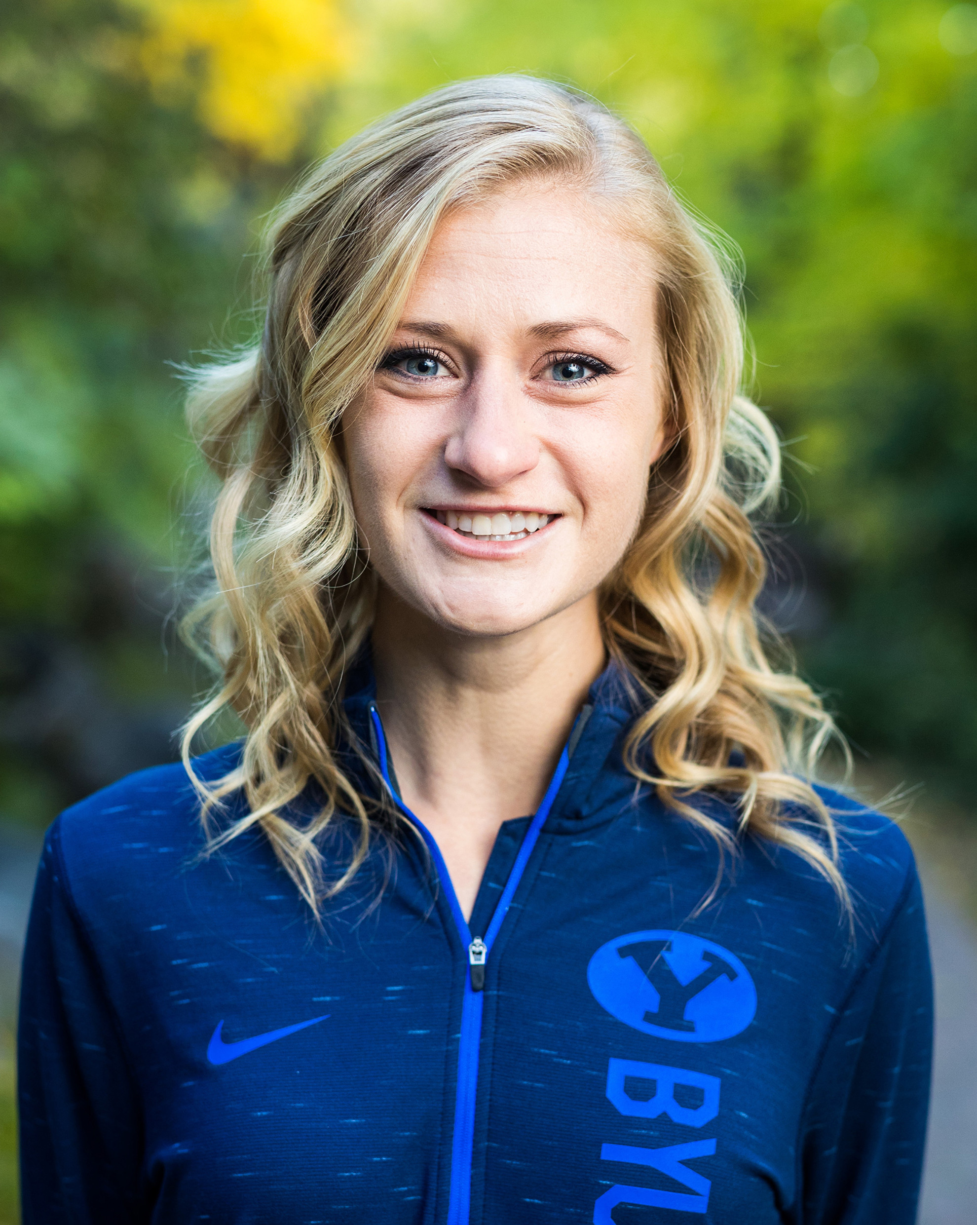 Laura Bluth - Women's Cross Country 2015 - BYU Athletics - Official ...