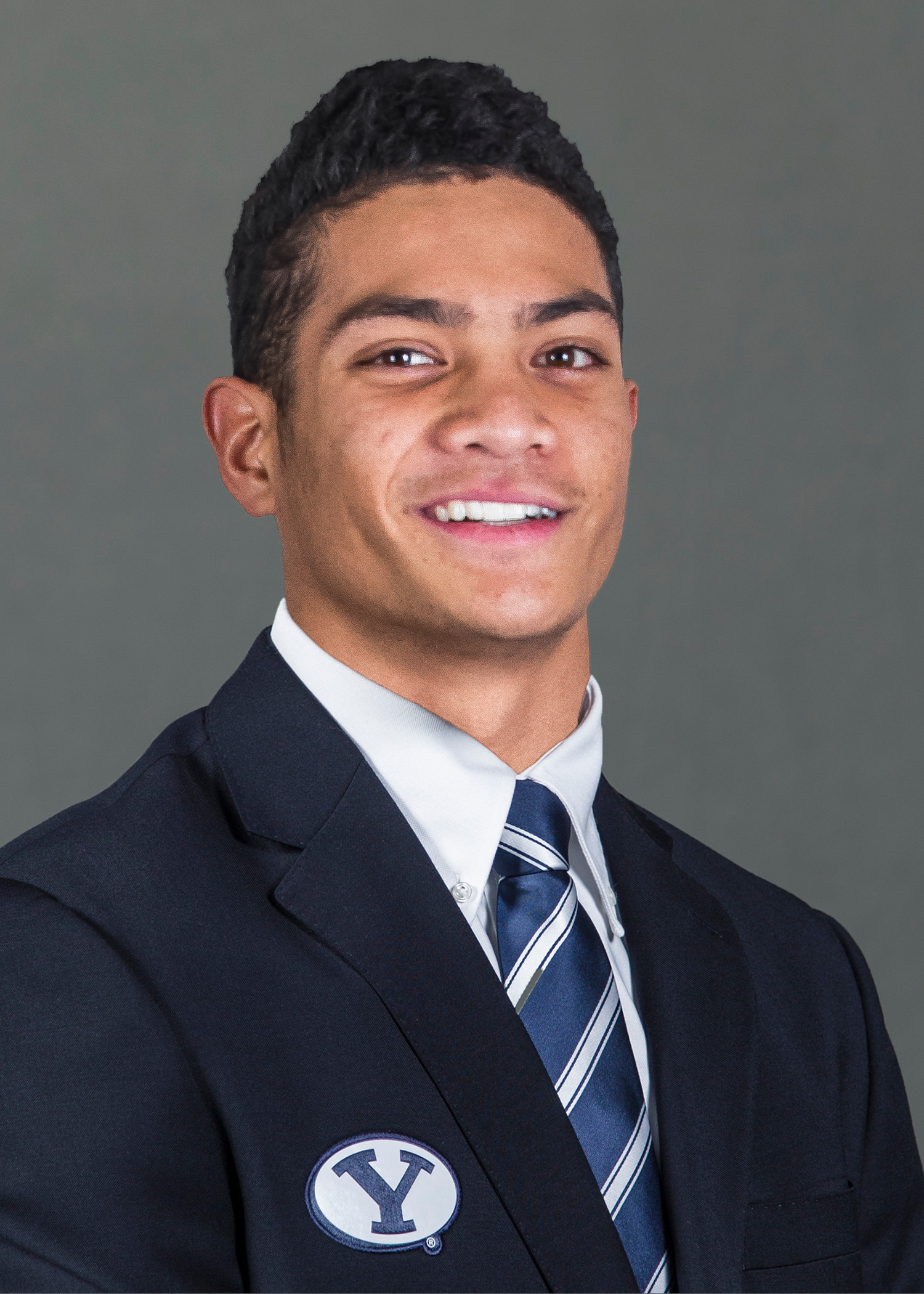 Sione Finau - Football 2021 - BYU Athletics - Official Athletics ...