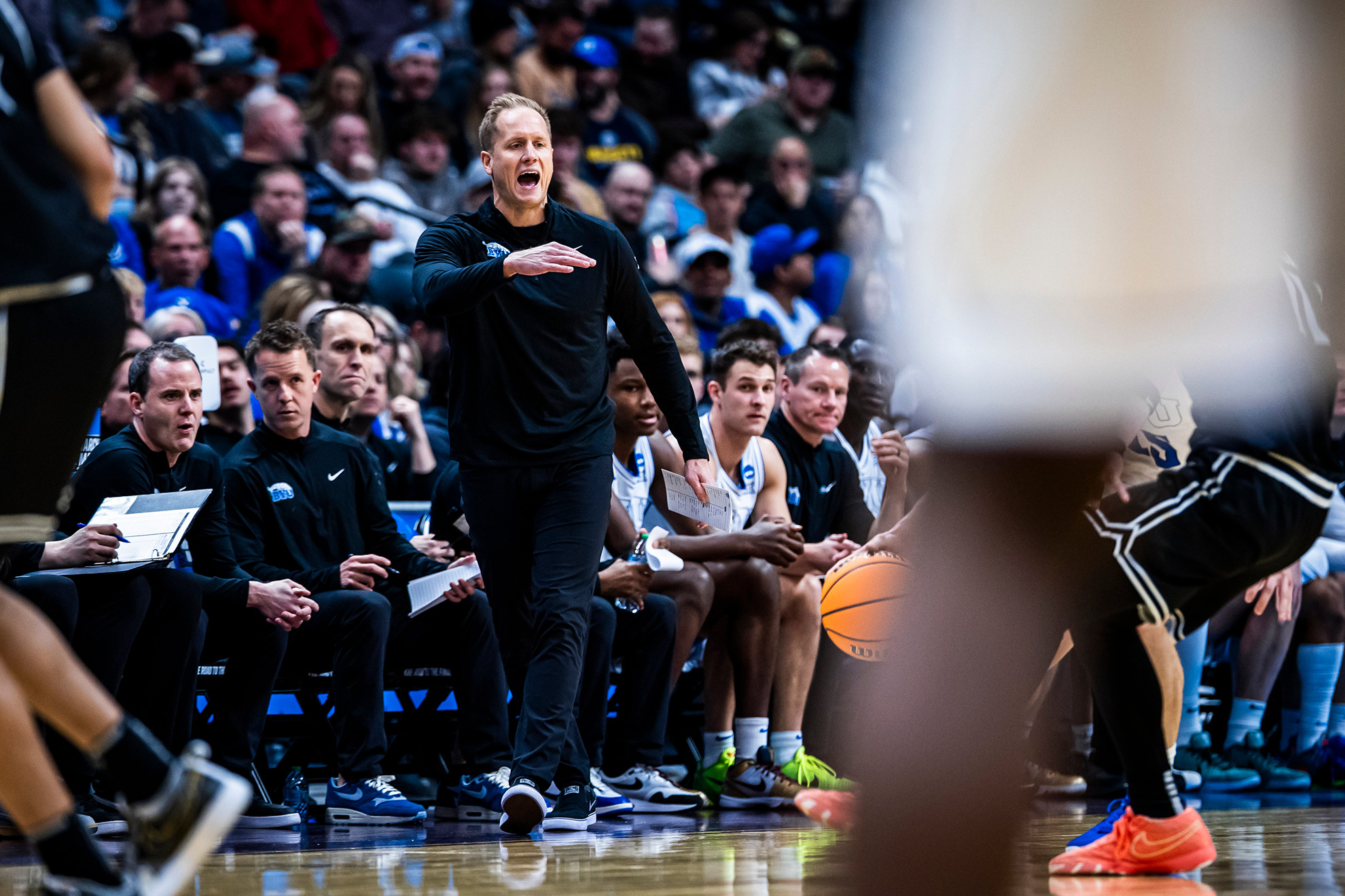 BYU opens 2025-26 season against Villanova in Hall of Fame Series Las ...