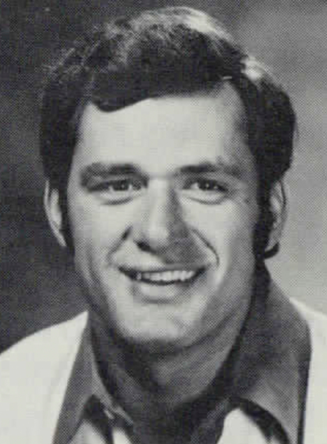 Mark Giles - Football 1975 - BYU Athletics - Official Athletics Website - BYU Cougars