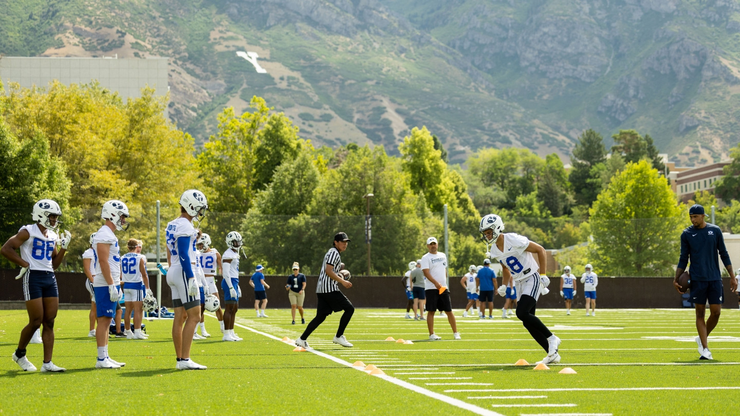 2022 Fall Camp: Day 2 Photo Gallery - BYU Athletics - Official ...
