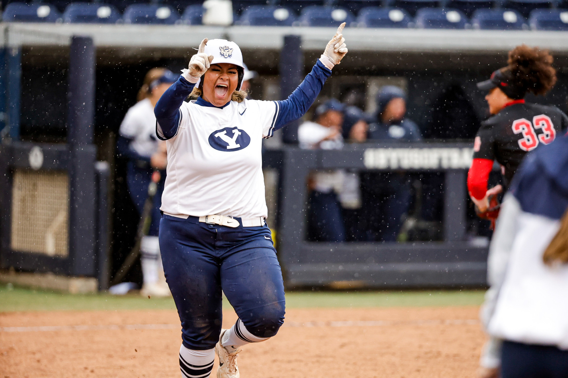 Bats fly as BYU defeats Houston, 11-3 - BYU Athletics - Official ...