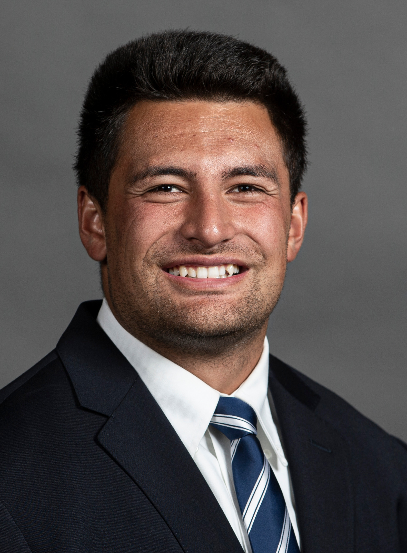 Kavika Fonua - Football 2019 - BYU Athletics - Official Athletics ...