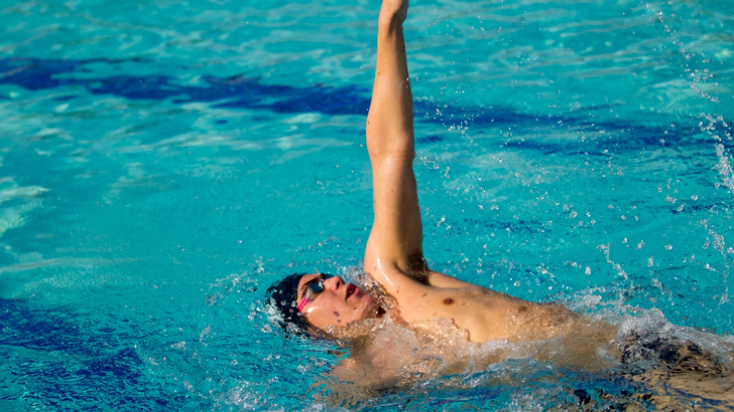 Nine BYU swimmers advance to finals Friday night during third day of ...