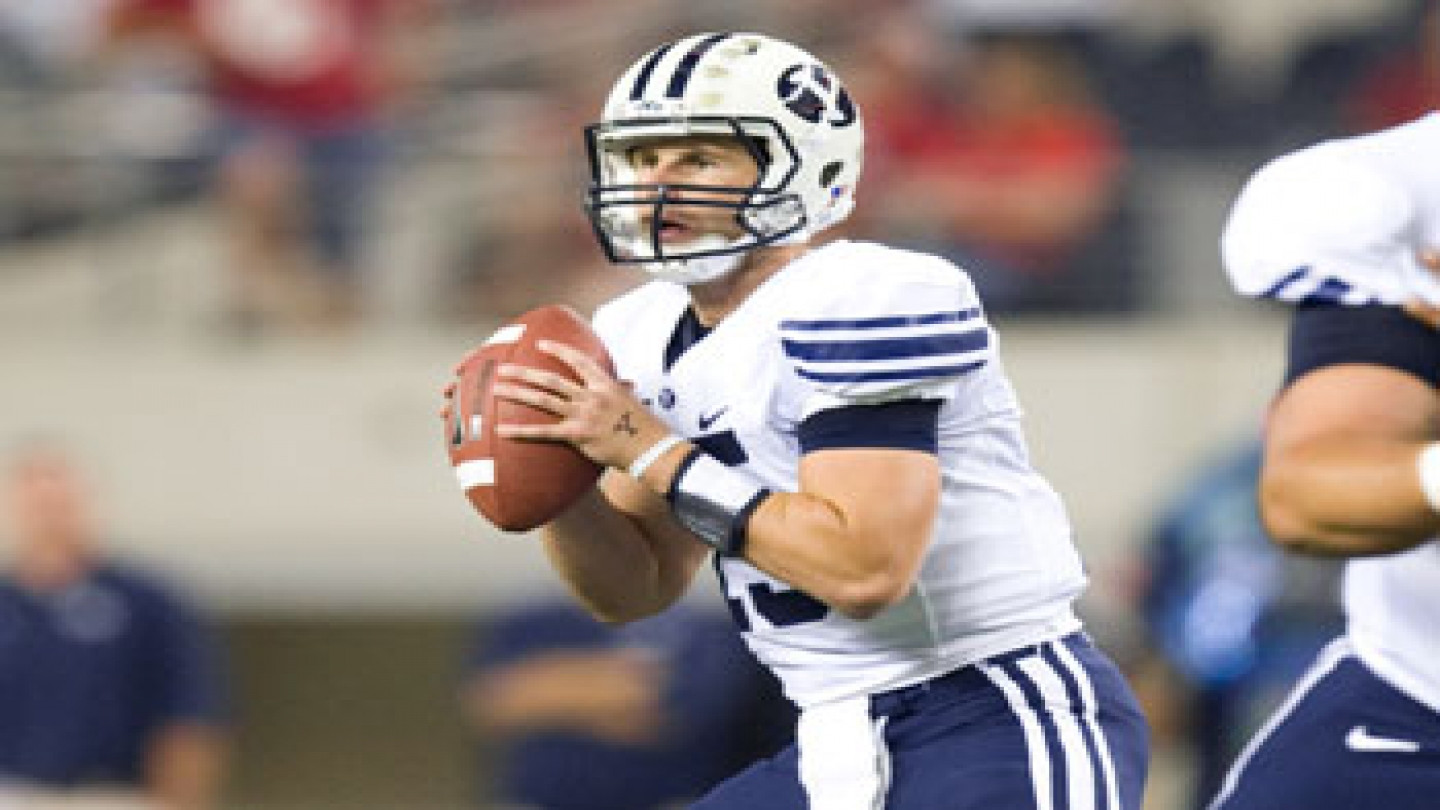 Mike Hall - BYU Athletics - Official Athletics Website - BYU Cougars