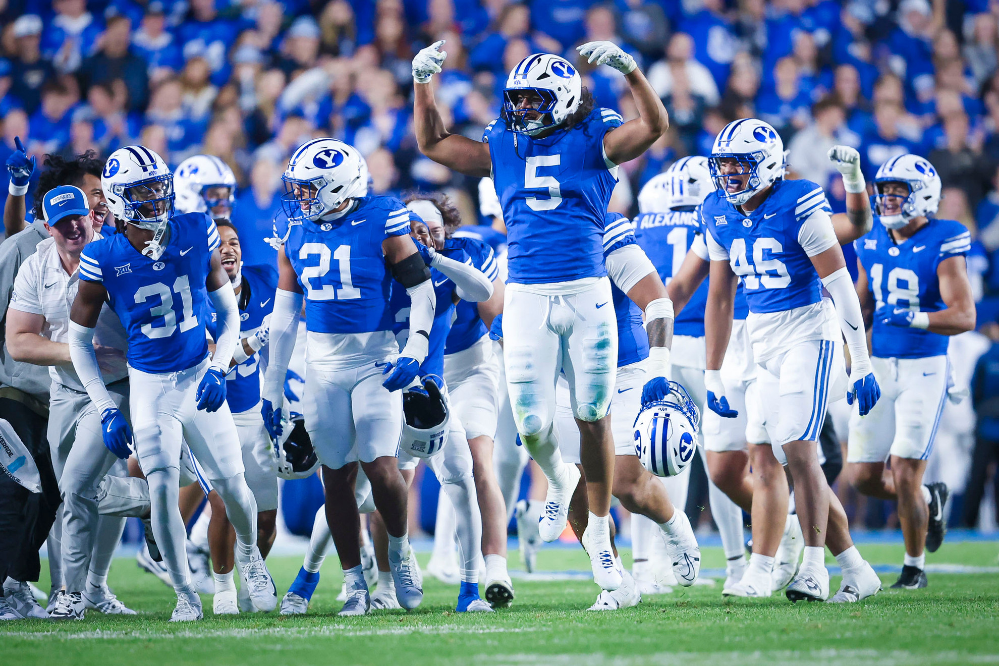 Football moves up to No. 11 in national polls - BYU Athletics - Official Athletics Website - BYU ...