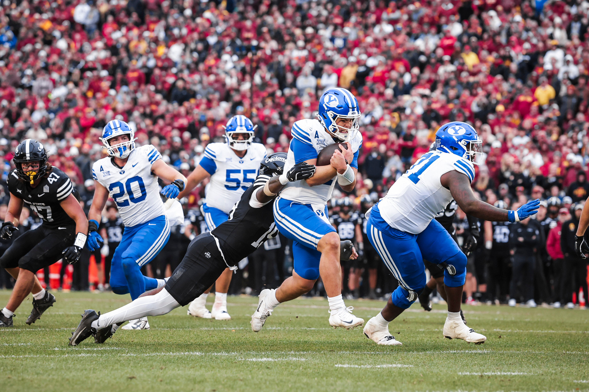 Dominant Second Half Pushes No. 11 BYU past Iowa State, 41-27 - BYU ...